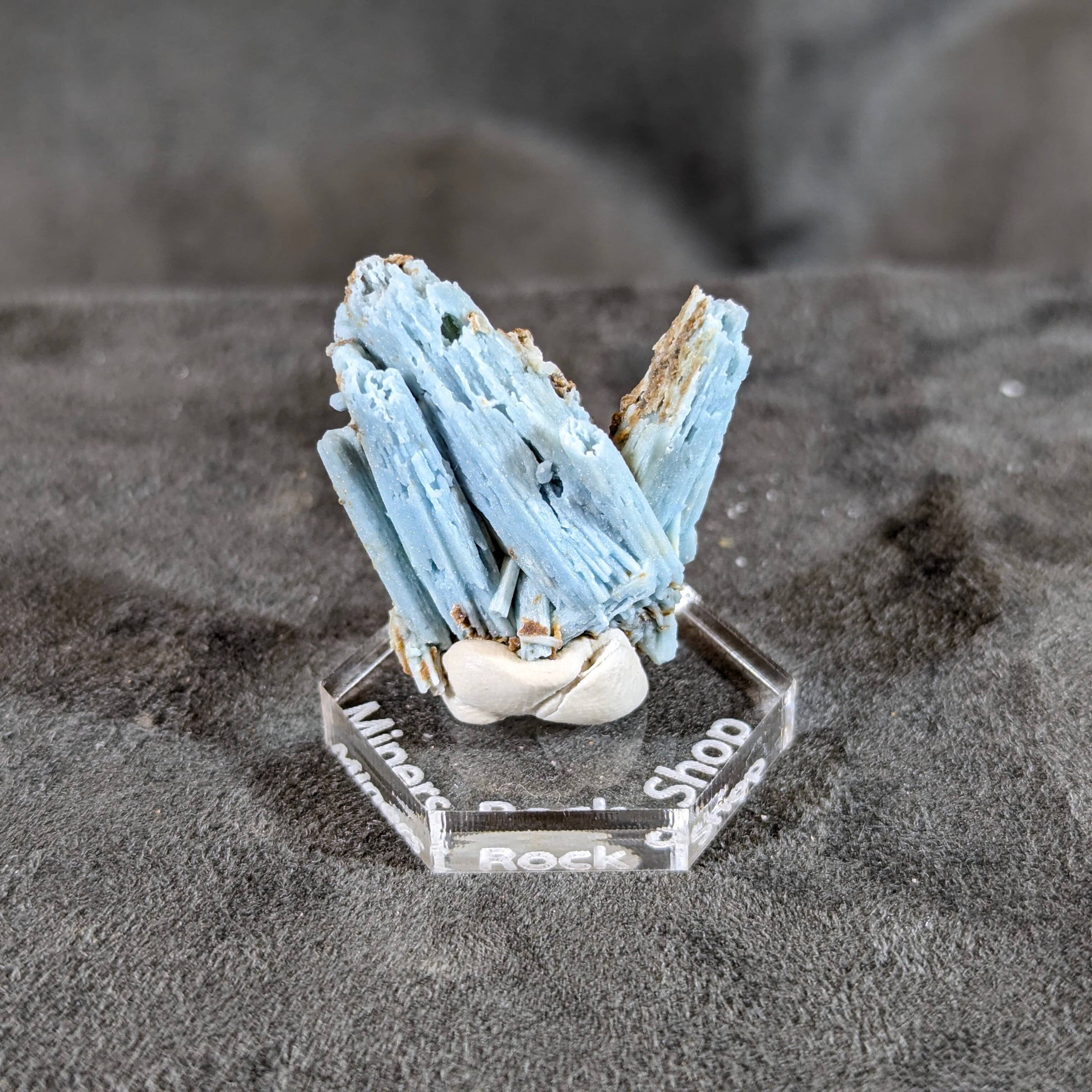 Miners Rock Shop | Arizona Rock Shop for Crystals, Minerals & Geodes ...